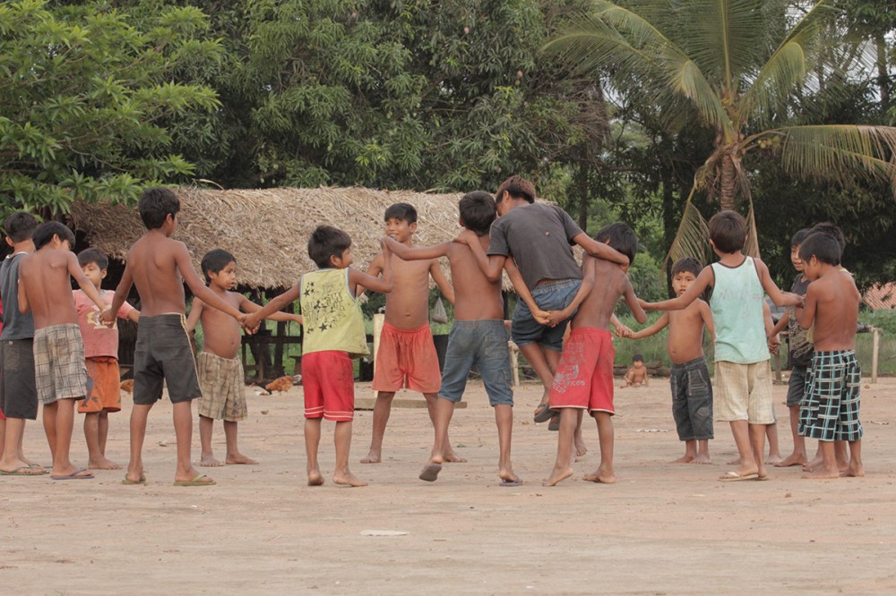 The Panará and their children - Território do Brincar
