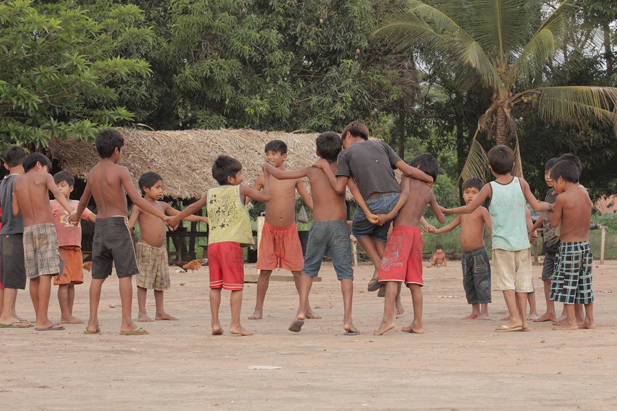 The Panará and their children - Território do Brincar